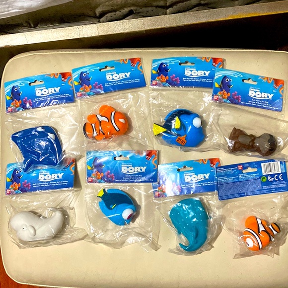 Bandai Namco | Other | Set Of 8 Disney Pixar Bandai Finding Nemo Dory ...